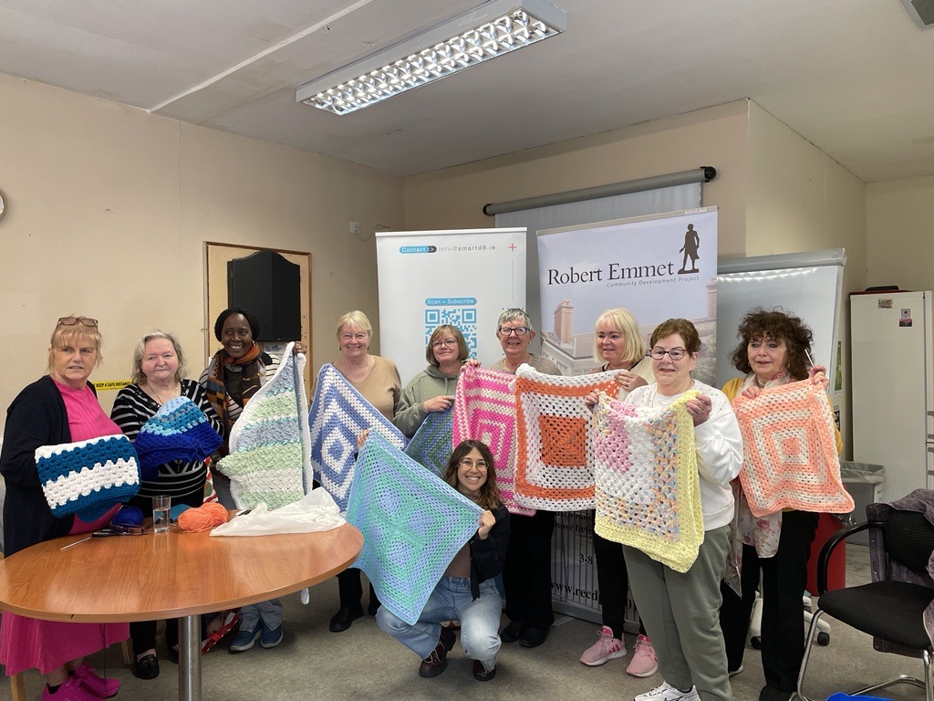 Knitting Classes Smart D8 Knitting Classes Smart D8